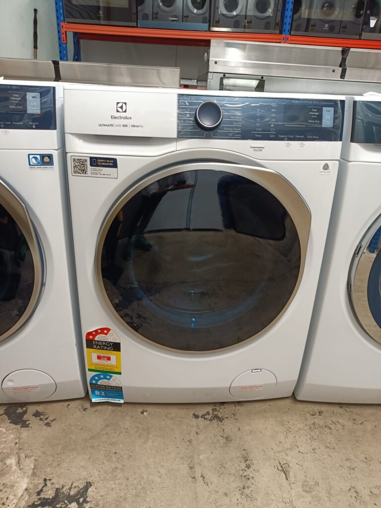 Electrolux 9kg Front Load Washing Machine with UltraMix - Appliances